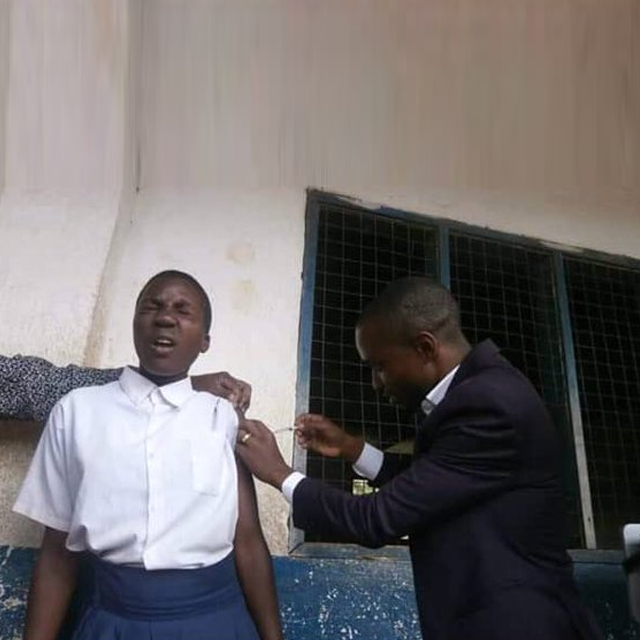 Waziri Ummy amkosoa Goodluck Mlinga | East Africa Television